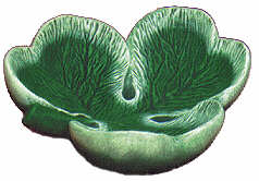 #1992 Shamrock Dish – CeramicShop.com
